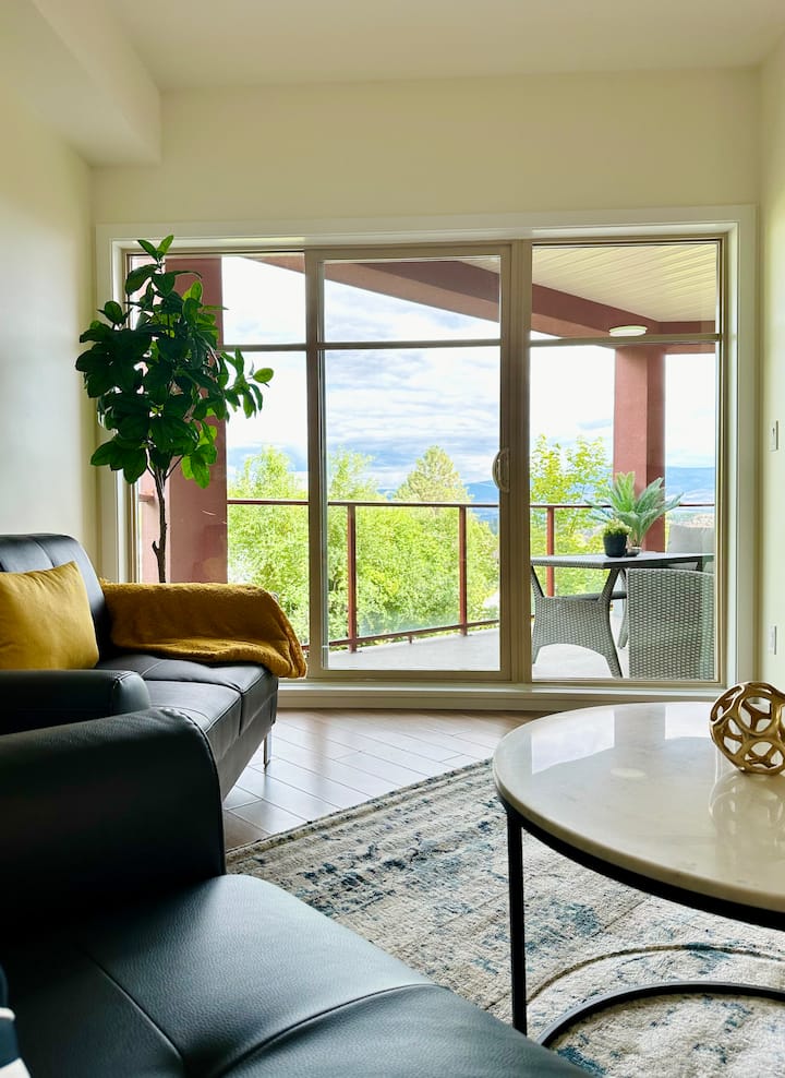Spacious 2br | Hot Tub & Sauna - West Kelowna