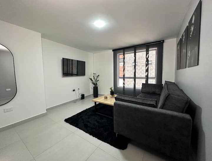 (202) Moderno Apartamento En Medellín - Medellín