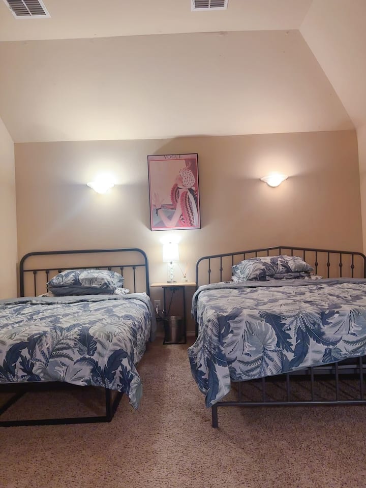 The Best Airbnb In Dallas Room 5（two Beds) - DeSoto, TX