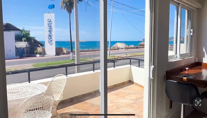 Increíble Condo A Pie De Playa, Frente A Coralito - San Carlos Nuevo Guaymas