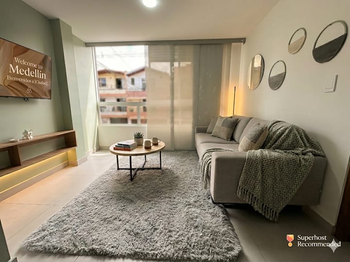 1 Modern & Bright Apt |5 Min To El Poblado - コロンビー メデジン