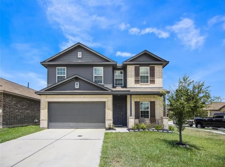 Private Room | Humble | Near Iah - Spring, TX