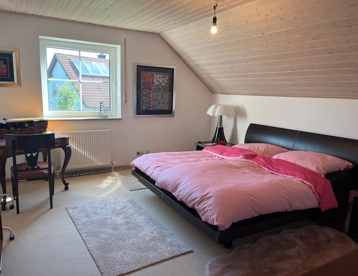 Zimmer Mit Gartenbenutzung Und Doppelbett - Bayreuth