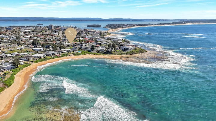 Villa Aqua One | Views, Near Beach | Accom Holiday - Central Coast