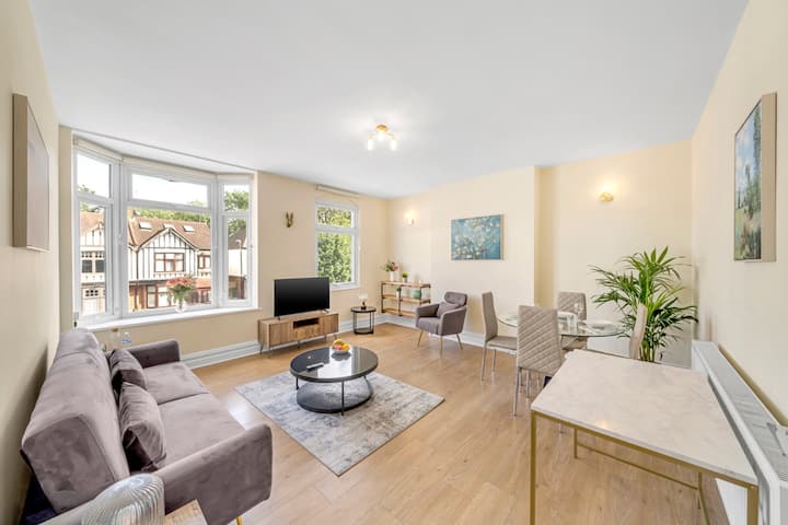 Flat In London Luxury 2 Br Apt Gants Hill - Barking