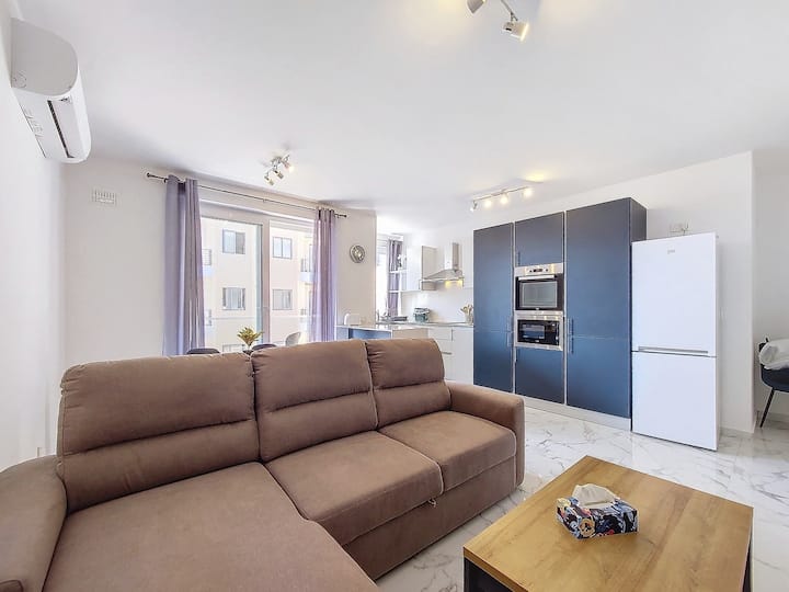 Gorgeous Flat In St Paul's Bay - Malta