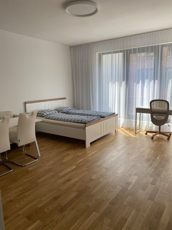 Quiet Apartment Near City Center - Prague