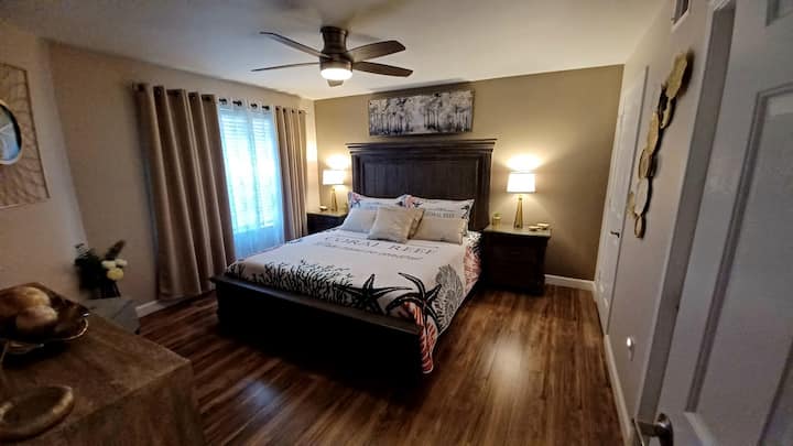 Beautiful Condo In Avalon - King Size Bed - Clearwater, FL