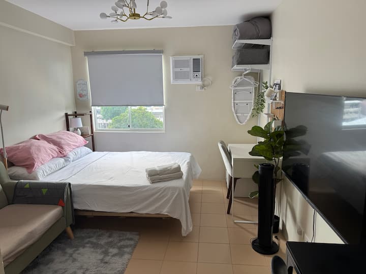 Marina Spatial Condo-unit 28: Mountainview Studio - Dumaguete
