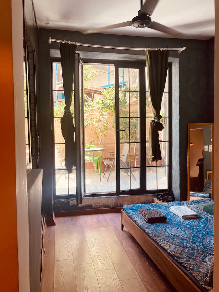 Shiva House1 [ Cihangir, Havyar Sk] - İstanbul