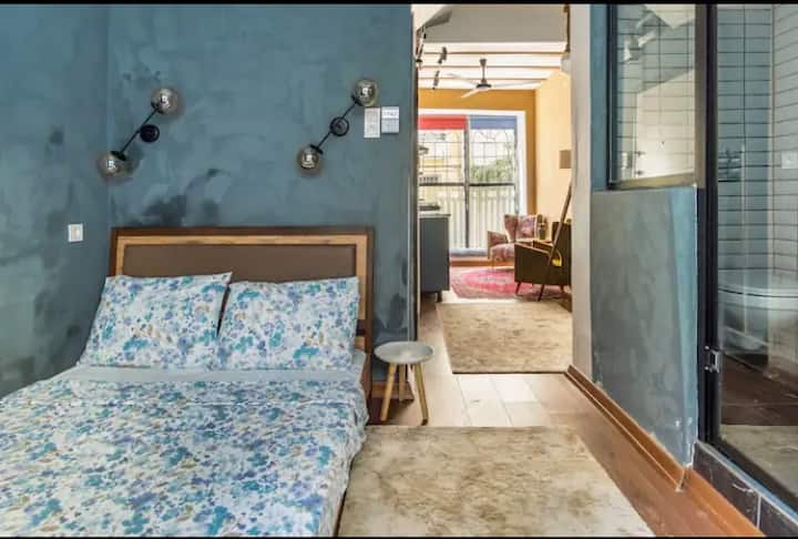 Shiva Suites 1 [ Cihangir, Havyar Sk] - İstanbul