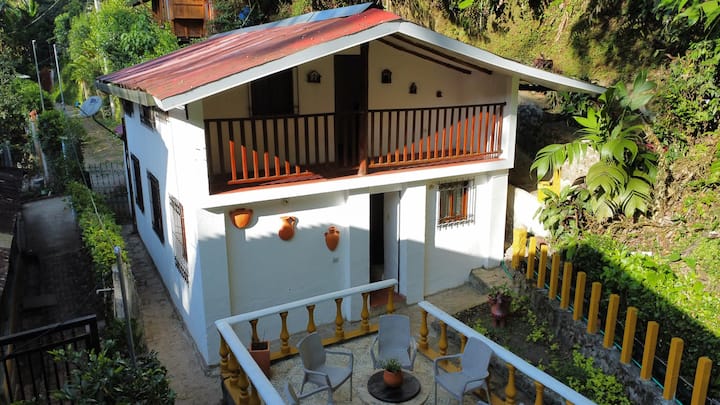 Casa Quinta Sofia
A 10 Min De La Vega - Sasaima