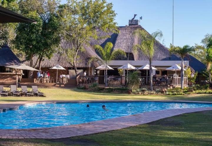 Kruger Park Lodge: 8-sleeper - Hazyview