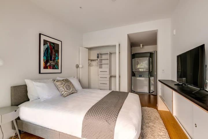 Sunny 1br Apartment - Stamford, CT