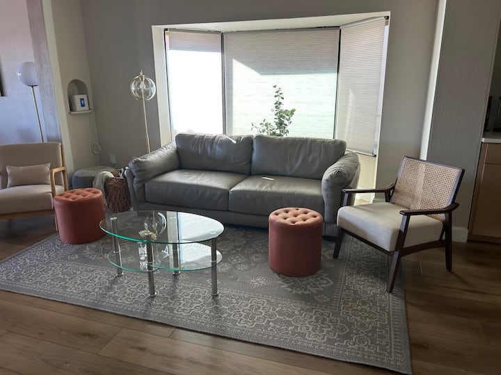 Vintage Charm Modern Comfort - El Paso, TX