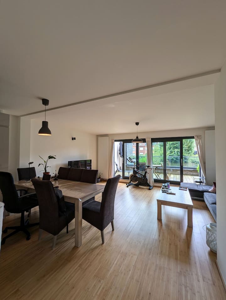 Room In Bright Apartment Zaventem/brussels Airport - Zaventem
