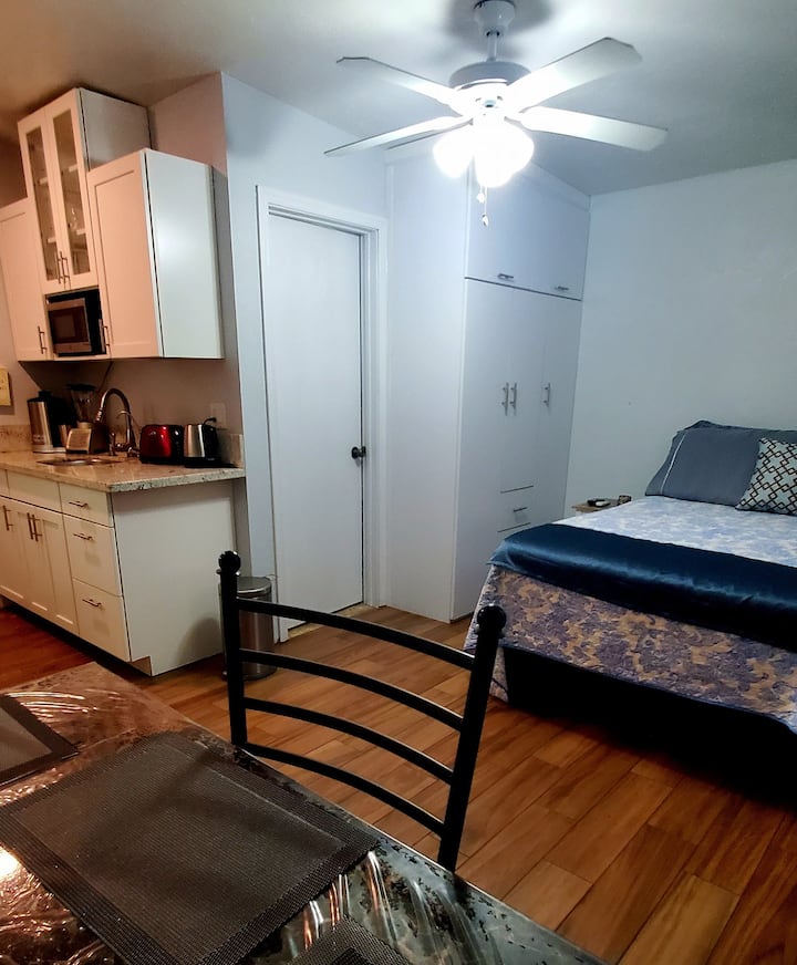 Private Centric Retreat - Tucson, AZ