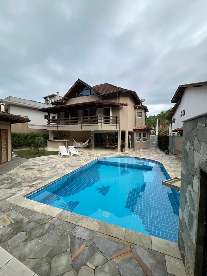 Linda Casa De Praia Em Riviera - Bertioga