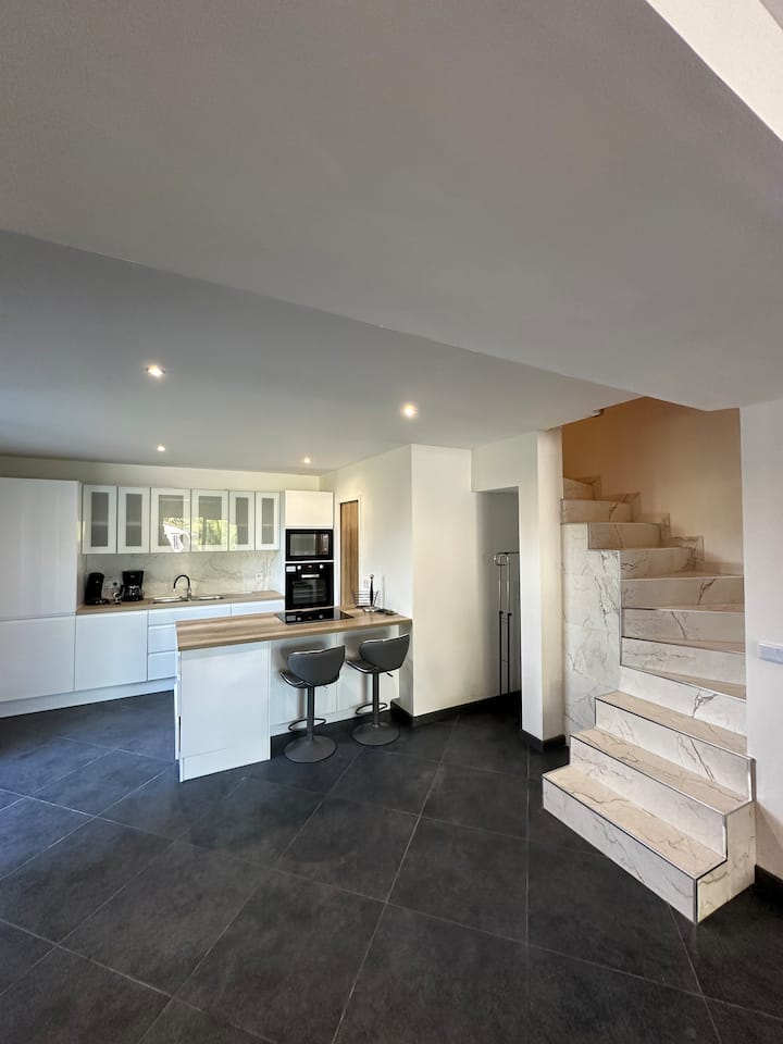 Maison Moderne Proche Commerce - Lanester