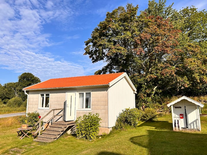 Gäststuga Med Havsutsikt - Ljungskile