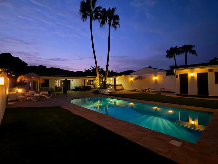 Villa La Caprichosa - Chiclana de la Frontera