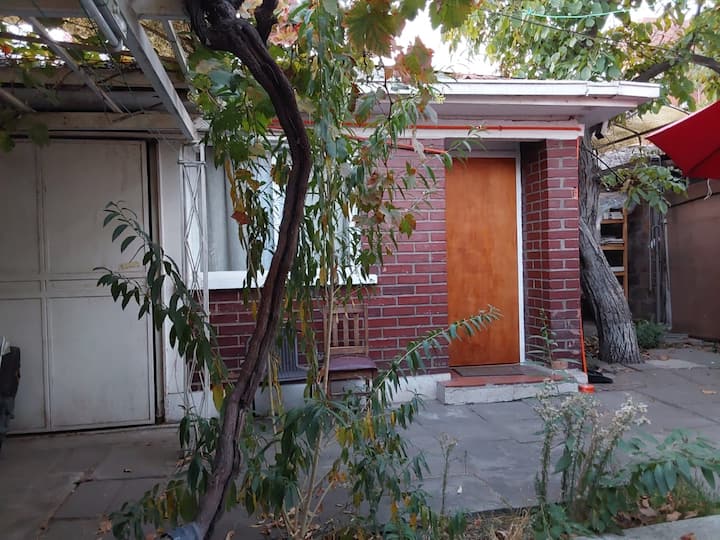 Casa Independiente, Con La Calidez De Un Hogar - Providencia