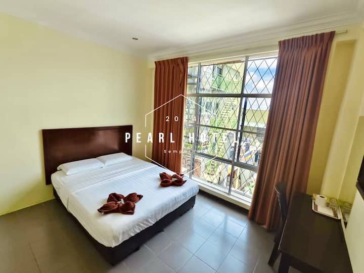 Semporna Pearl Hotel 城景 落地窗大床房 肥妈隔壁 独卫 - 仙本那