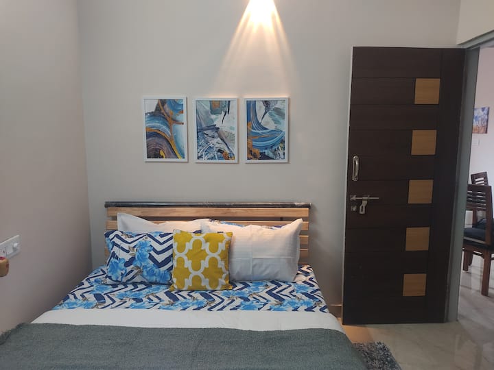 Mannat 2 Bhk Flat In Hsr/wi-fi/dual Ac/ups/gas-hob - Bengaluru