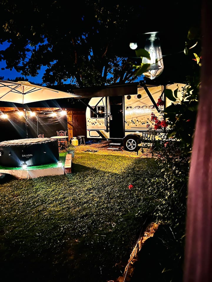 Outdoor Oasis - Mansfield, TX