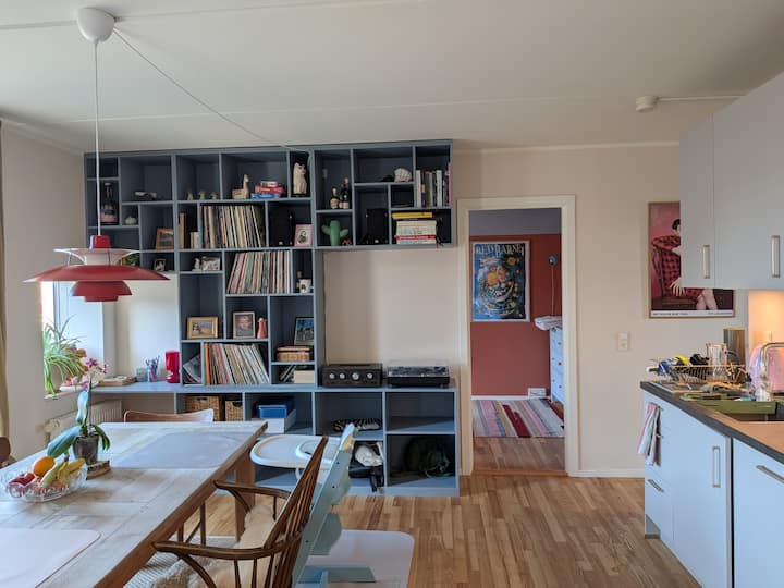 Large, Bright Family Home With Balcony - Kopenhagen
