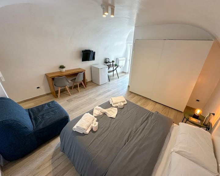 " Don Alfonso In Vico Paradiso " - Naples