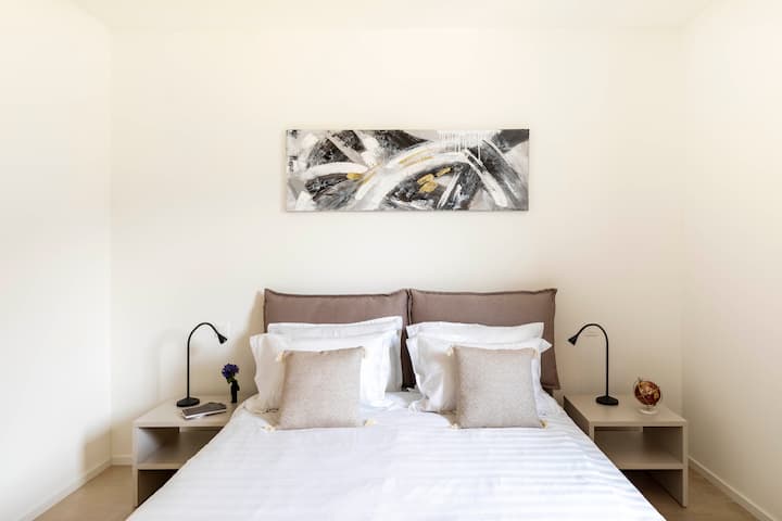 Moonlight Vibe | Votre Séjour De Rêve à Lugano - Lugano