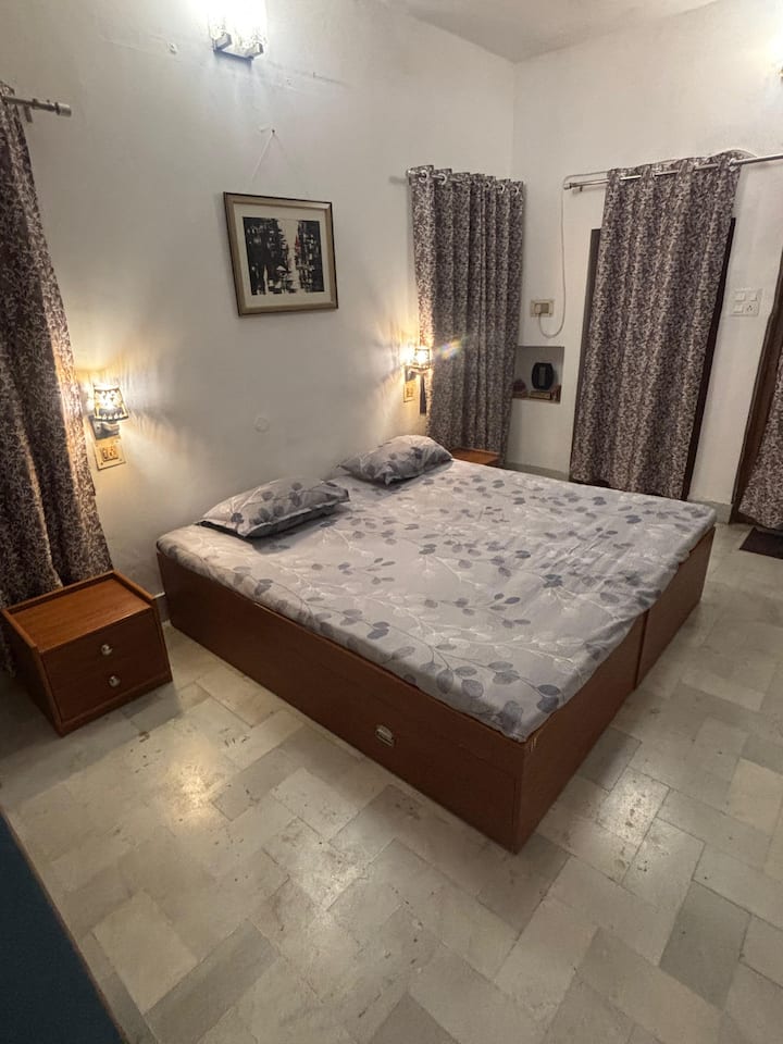 Ka Residency,1 (Full Flat With Kitchen) - Varanasi