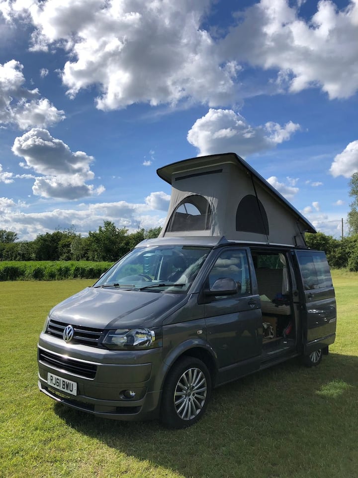 Bubba Vw Campervan For Hire - Guildford