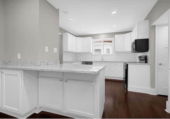 Spacious Modern House In Dwntwn Delaware! - Delaware State Park, Delaware