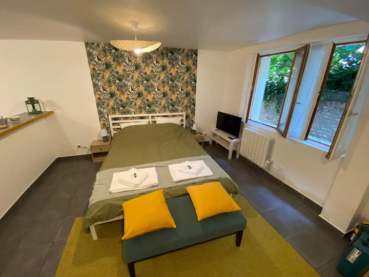 Charmant Appartement - ibis Chartres Ouest Luce