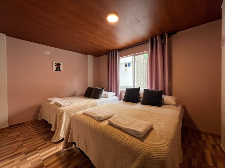 Urban Apartment 2 Bedroom 1 Bath - Banos