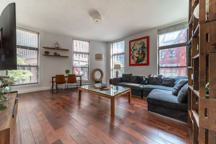 Large Renovated Apt With Washer Dryer In Fidi! - Queens, NY