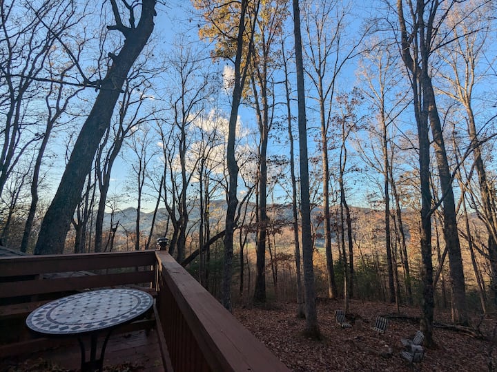 Mountaintop Sunset Retreat - Dillard, GA