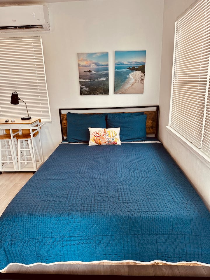 2528  Renovated Studio Near The Beach - Melbourne, FL