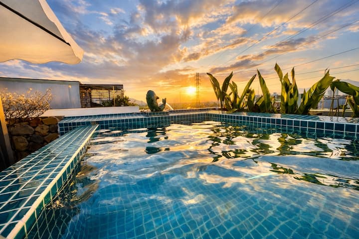 Luna Penthouse W/private Pool|center| Resort-style - Vietnam