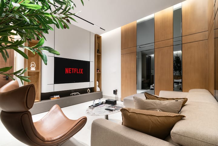 Mayfair  Junior - Saudi Arabia