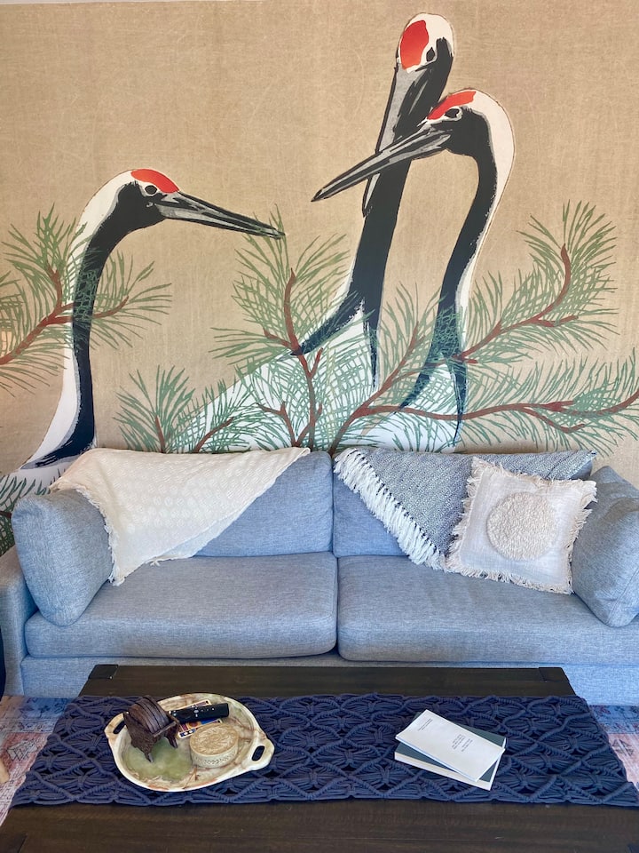 The Crane Suite: Views In Town! - Homer, AK