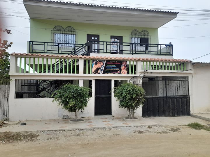 Dpto. Familiar Cómodo Y Seguro - Salinas