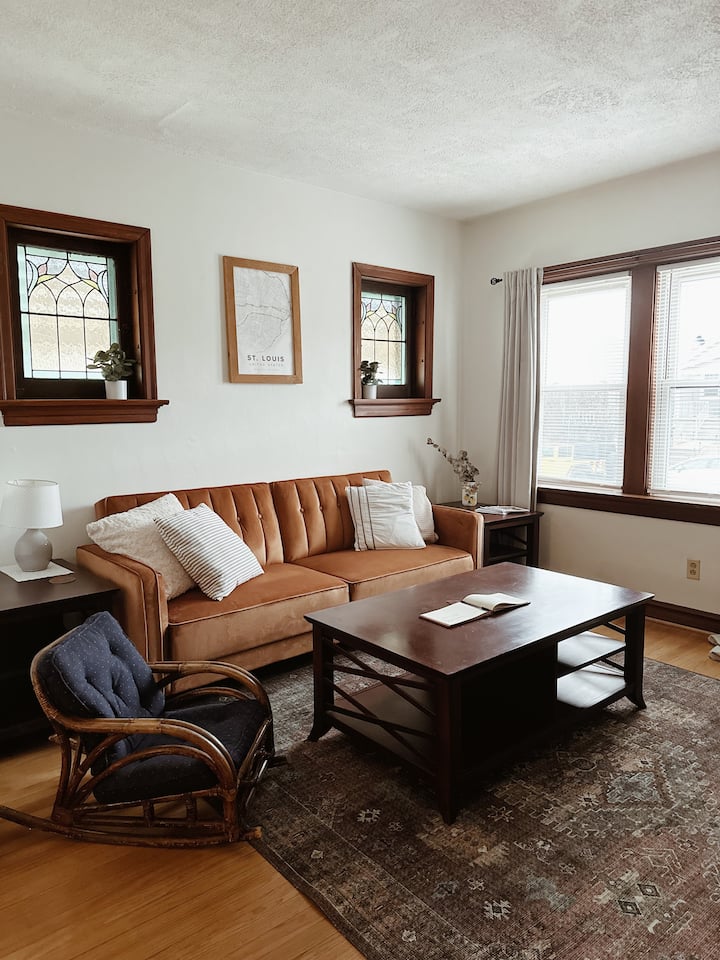 Southtown St. Louis Stunner - Clayton, MO