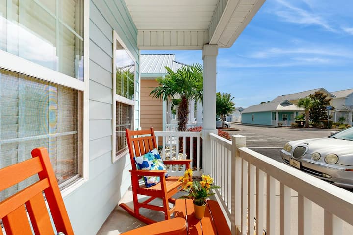 3br Townhome With Private Yard, W/d & Pool - Surfside Beach, SC
