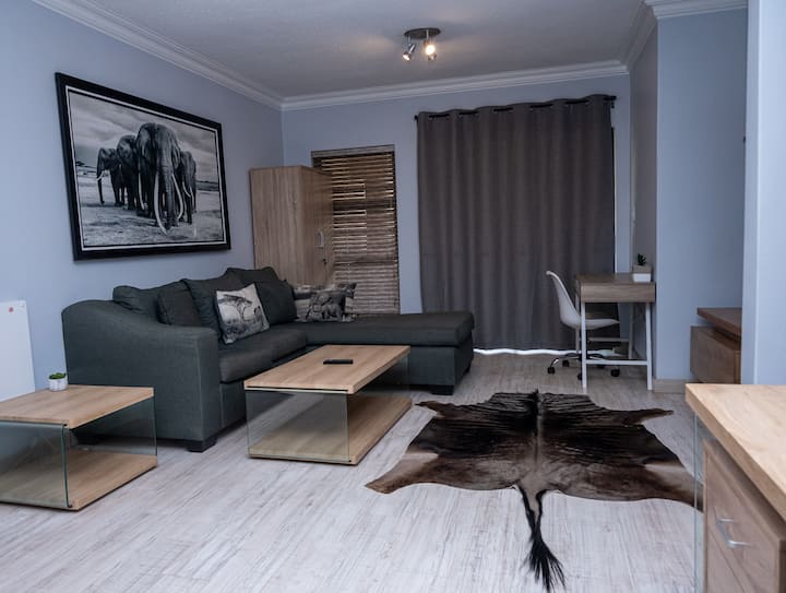 Premium Deluxe @ Waterkloof - Pretoria