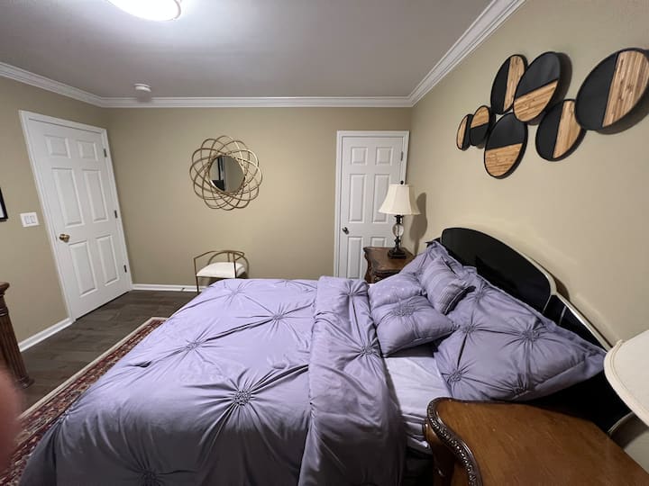 The Luxe Loft - Greensboro, NC