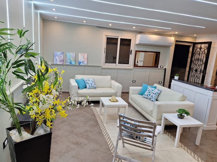 Amazing Rooftop Apartment - Cairo