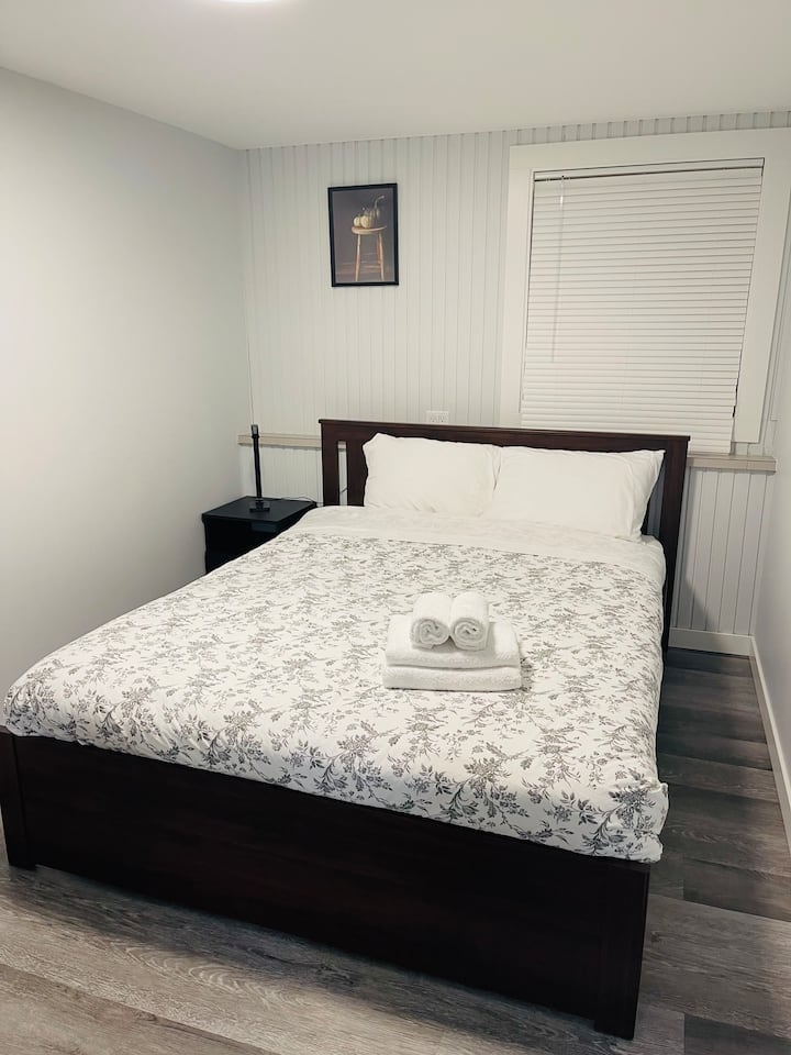 1 Bedroom In Vancouver Full Kitchen And Bathroom - Vancouver
